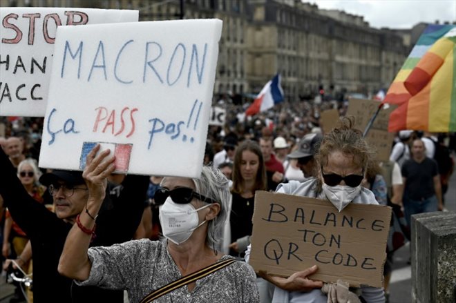 Mobilisation anti-pass: plus de 200 manifestations annoncées samedi
