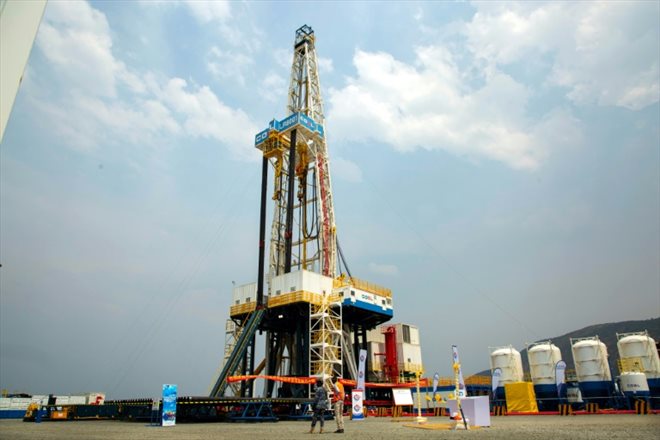 Ouganda: lancement des premières activités de forage pétrolier du pays