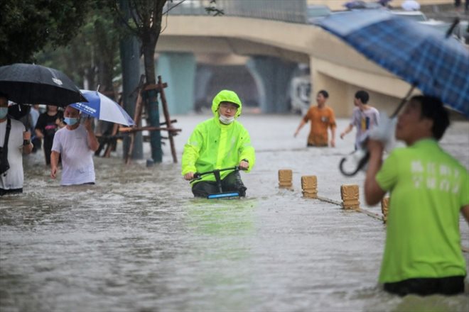 Chine: inondations extrêmement graves, 12 morts dans le métro